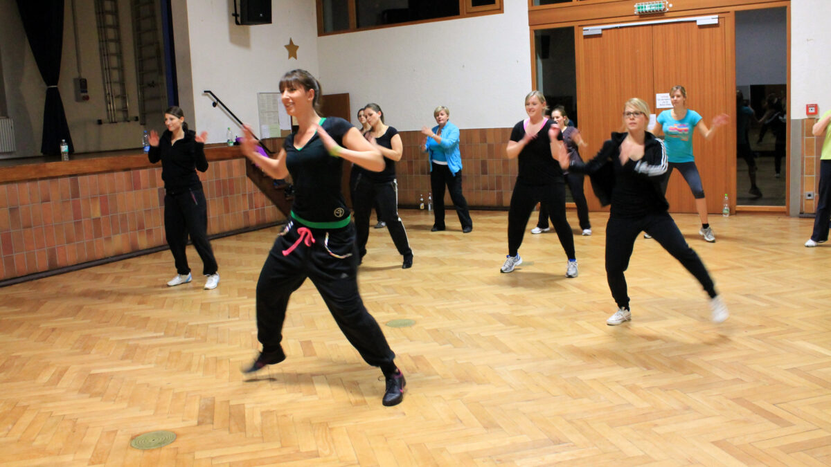 Zumba - TV Straßdorf 1874 e.V.